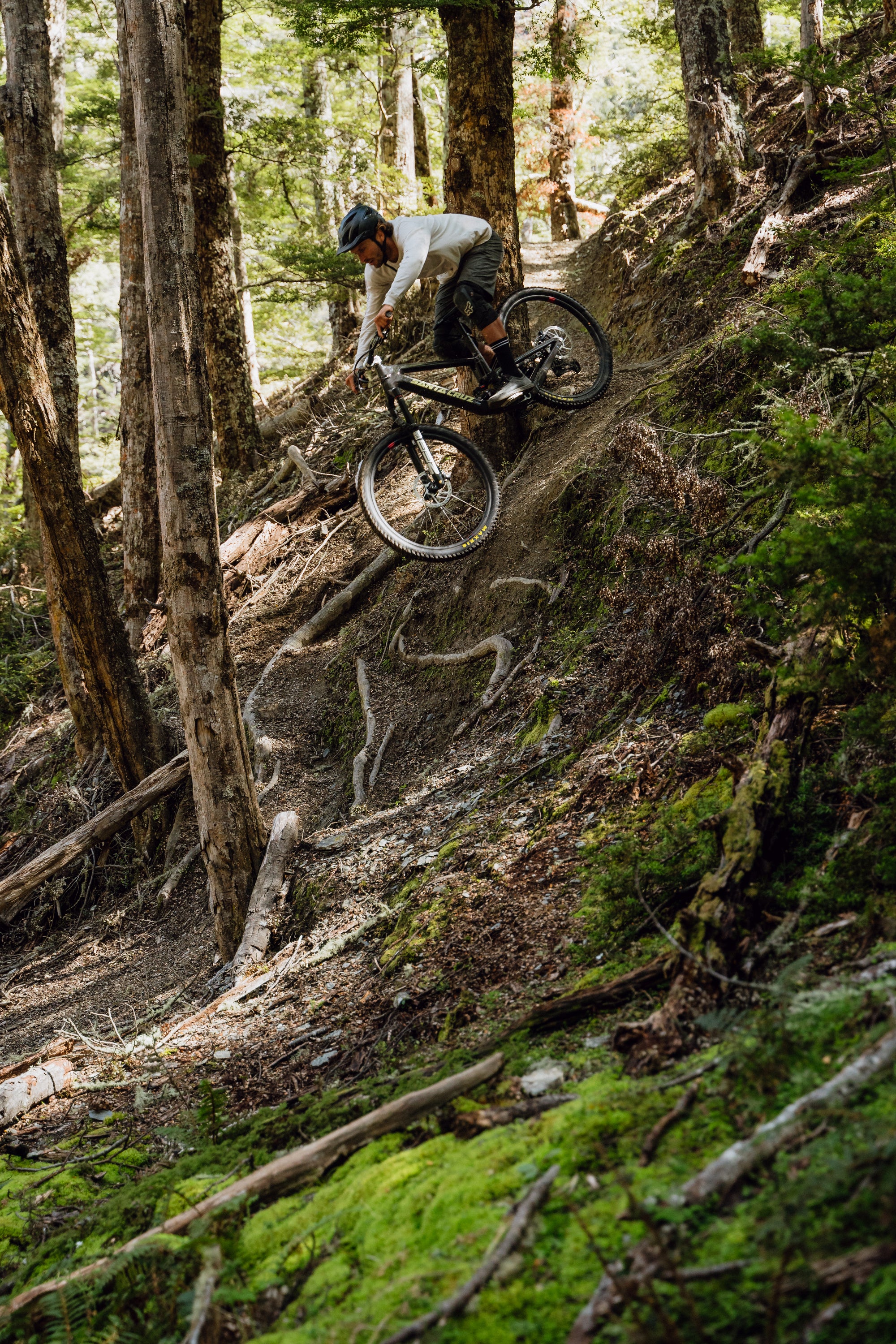 Enduro Bikes – Santa Cruz Bicycles